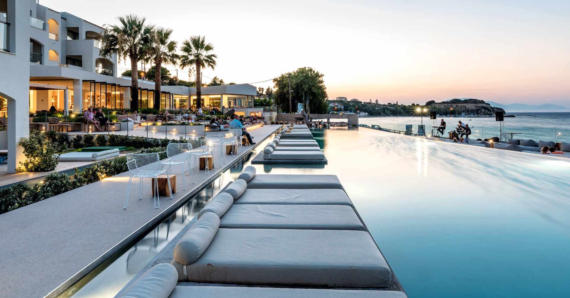 Hotels in Greece — Find and book your next stay today | TUI BLUE | TUI BLUE